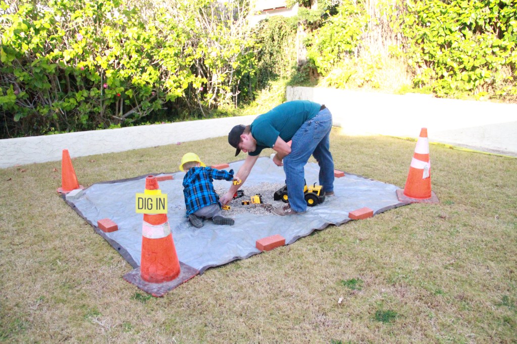 Jacob’s 4th Birthday Party: Under Construction | Josh and Korey